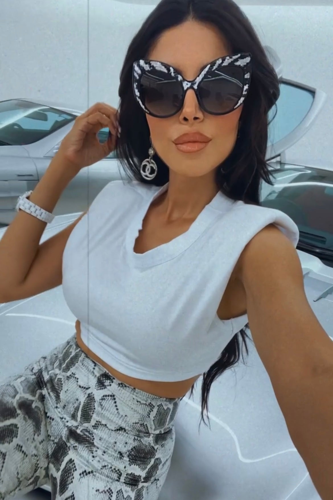 Jessica Bara Nelly Sleeveless Cropped T-shirt As Seen On Leyla Milani ...